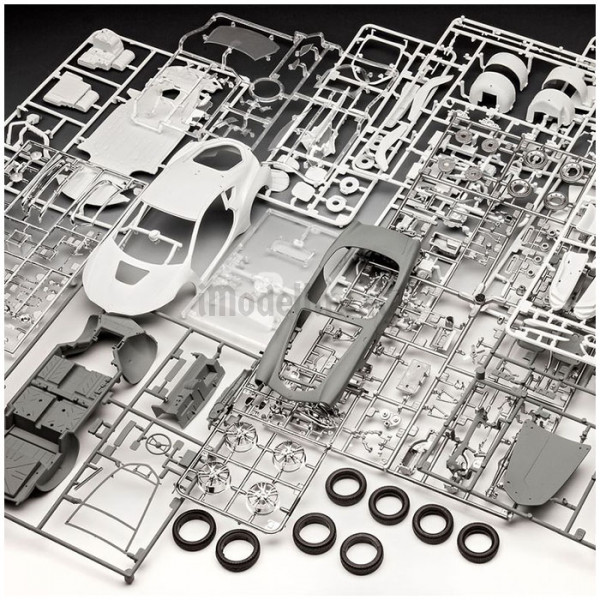 Revell 05738 - Auto in Kit Gift-Set 100th Anniversary BMW 1:24