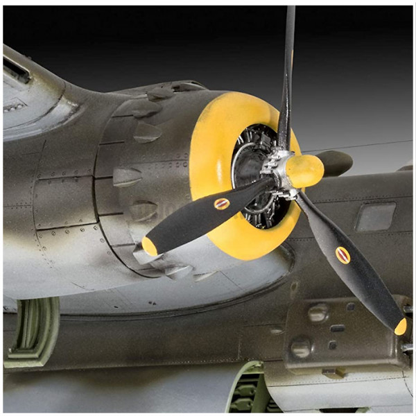 Revell 04977 - Kit Aereo B-25C/D Mitchell 1:48